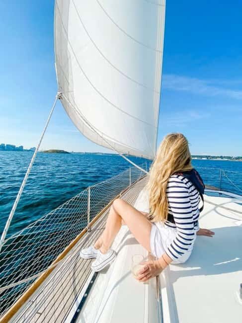 Halifax: Summer Breeze Sailing Tour with Cocktail - Detailed Breakdown of the Experience