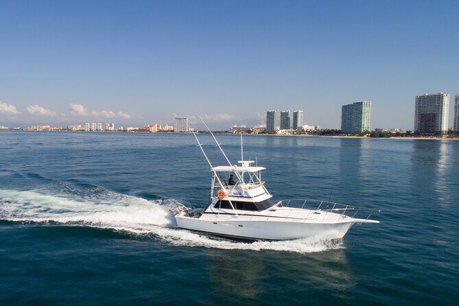 Hatteras 42-44' Classic Yachts in Puerto & Nuevo Vallarta - An Overview of the Experience