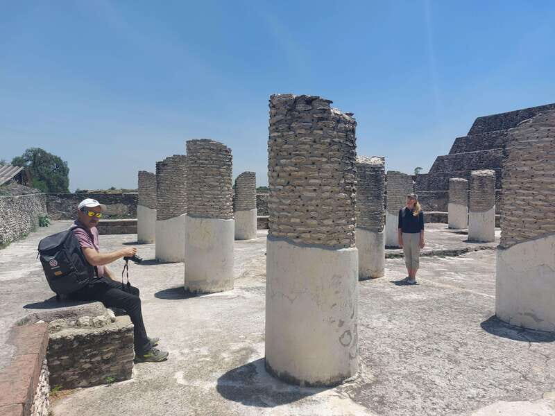 Hidalgo Tour: Admire Gigantic Sculptures and Tepotzotlan - Colonial Charm in Tepotzotlán