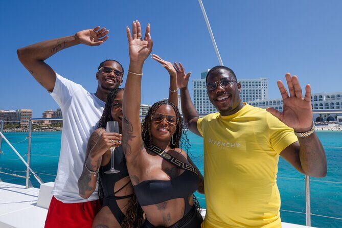 Hip hop party boat, adults only - Practical Details: What You Need to Know