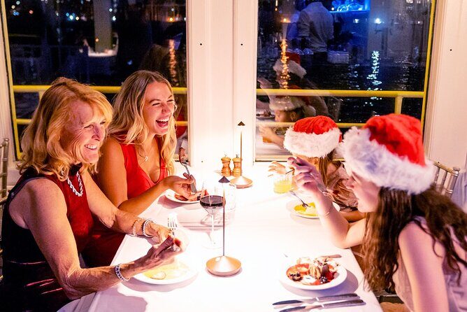 Holiday Dinner Cruise with Cocoa - Entertainment & Atmosphere
