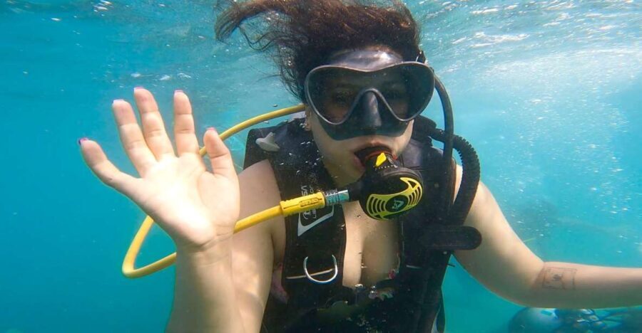 Honolulu: Beginner Scuba Diving Tour With Free Videos - What to Bring and Considerations