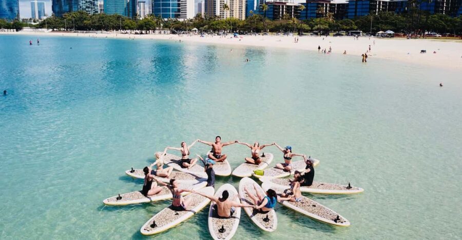 Honolulu: SUP (Standup Paddleboard) Yoga Class - What to Expect During the SUP Yoga Class