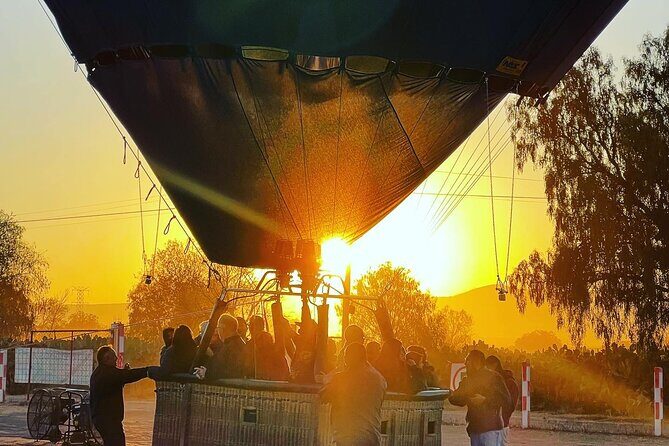 Hot Air Balloon Ride Over Teotihuacan With Guided Tour And Cave - Who Will Love This Tour?