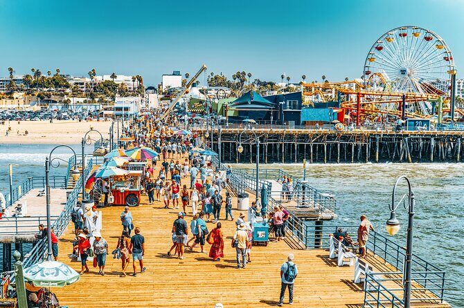 Iconic Film and Television Locations 1 Day Tour in Los Angeles - Transportation and Group Size