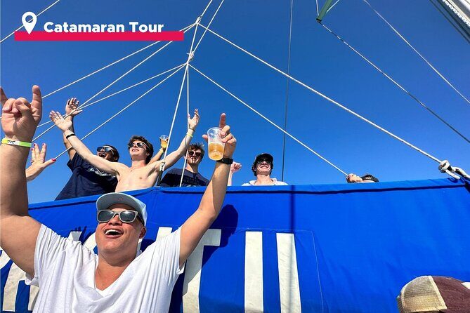 Isla Mujeres Catamaran + Snorkel + Open Bar on board + Buffet - Who Will Love This Tour?