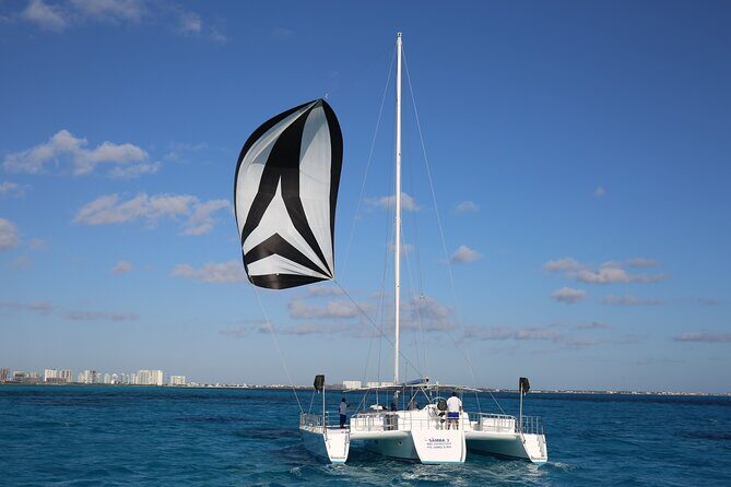 Isla Mujeres Catamaran Snorkeling, Beach Club Lunch and Open bar - Who Would Enjoy This Tour?
