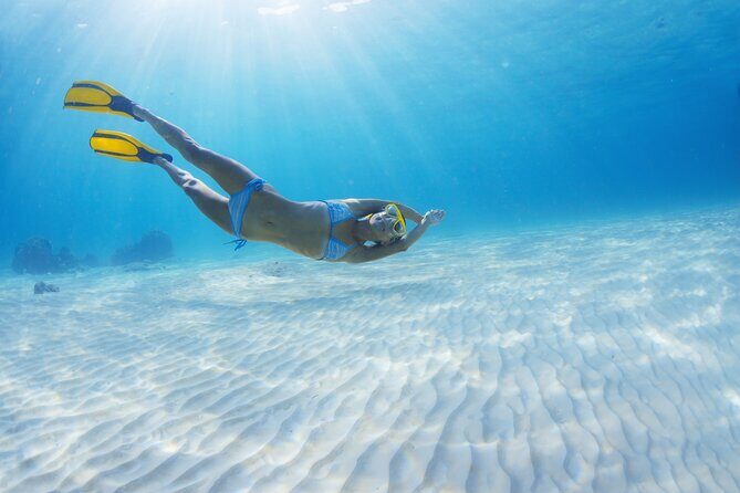 Isla Mujeres tour 12 p.m. Best time Less People - Potential Drawbacks and Considerations