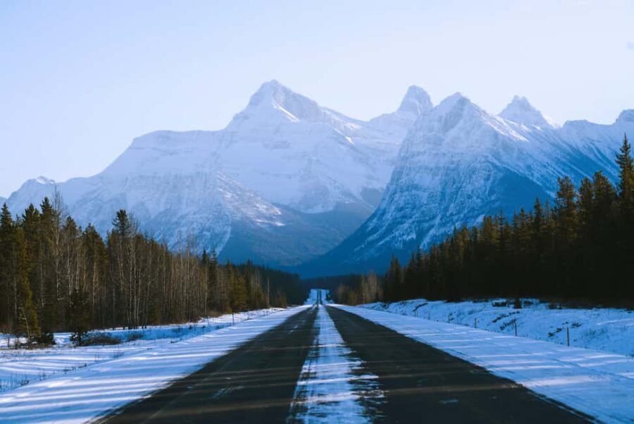 Jasper: Day Tour to Jasper's Lakes & Banff Canyon - The Hidden Gem: Johnston Canyon