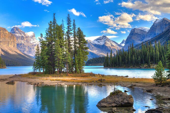 Jasper National Park 2-Day Tour: Maligne Lake & Columbia Icefield - The Journey: What to Expect