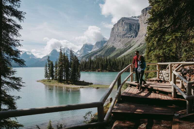 Jasper: Sightseeing Tour with Maligne Lake Cruise - The Real Value of the Tour
