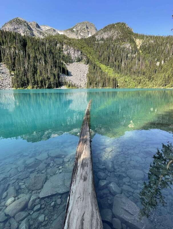 Joffre Lakes/ Hiking Day Trip - The Hiking Experience: From Easy to Challenging