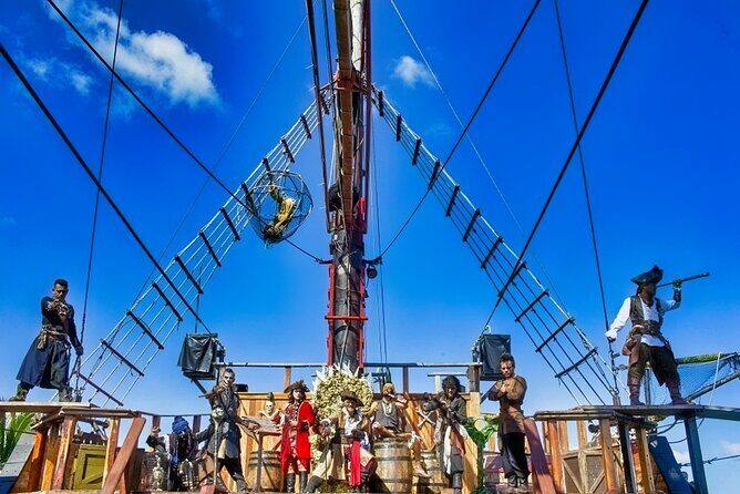 Jolly Roger Pirate Show and Dinner Cruise with Open Bar - Who is this cruise best suited for?