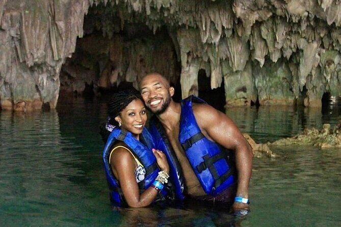 Journey to Tulum: Ruins, Cenote Swim, and Mexican Cuisine - Discovering Tulum: A Closer Look at the Tour