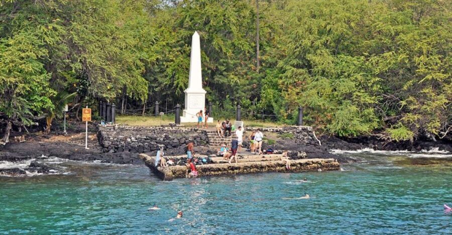 Kailua-Kona: Captain Cook Reef Catamaran Day Trip with Lunch - Authentic Experiences and Traveler Insights