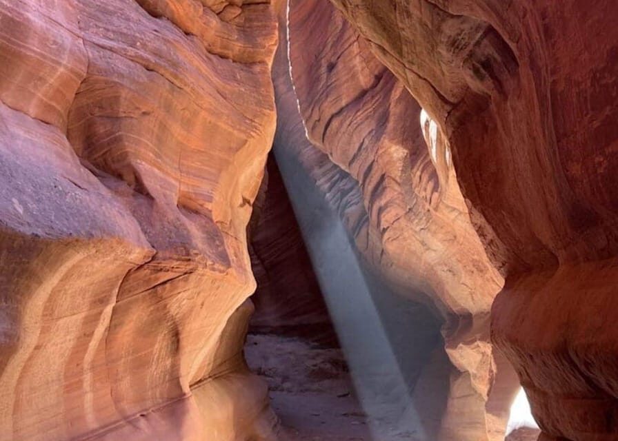 Kanab: Peekaboo Slot Canyon Tour - Transport, Timing, and Group Size