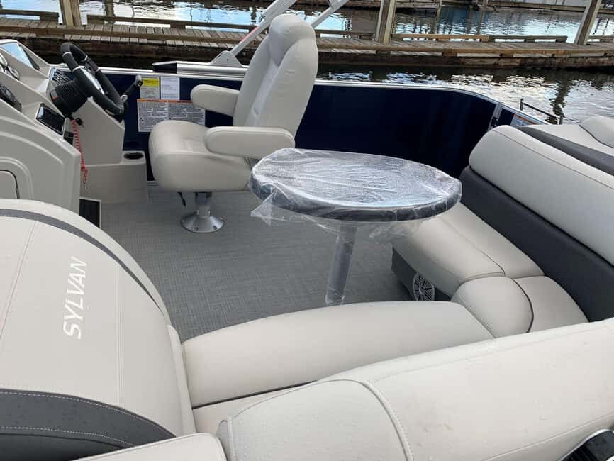 Kelowna: Sylvan Mirage Cruise Pontoon for rent - Why This Experience Offers Good Value