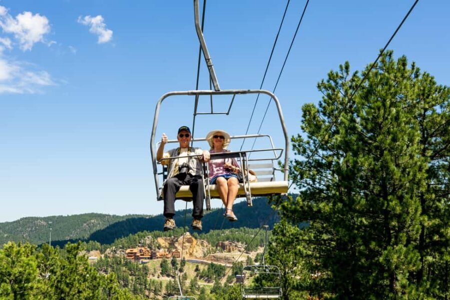 Keystone, SD: Pinnacle Zipline Tour by Mt. Rushmore - What to Expect on the Tour
