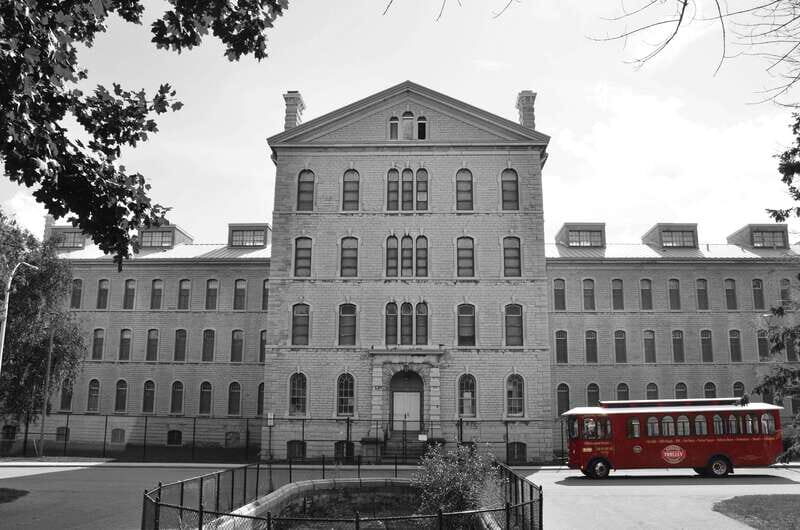 Kingston: Ghosts and Mysteries Trolley Tour - What Makes This Tour Stand Out?