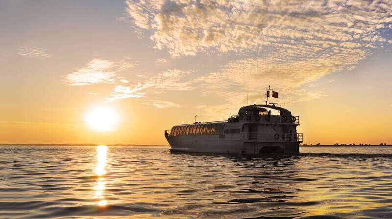 Kingston: Sunset Dinner Cruise - Who Would Love This Cruise?