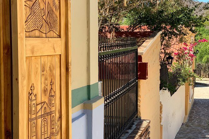 La Paz Tour, Historical City, Beach, Colonial and Beautiful scenery on the way! - What Past Travelers Say
