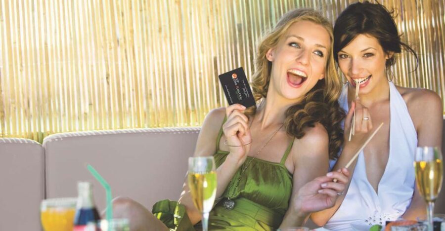 Las Vegas: 90-Day VIP Shop and Dine4Less Card City Hopper - How the Card Works and What It Offers