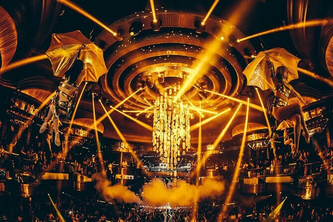 Las Vegas Club Crawl with Party Bus and Free Drinks - Who Should Consider This Tour?