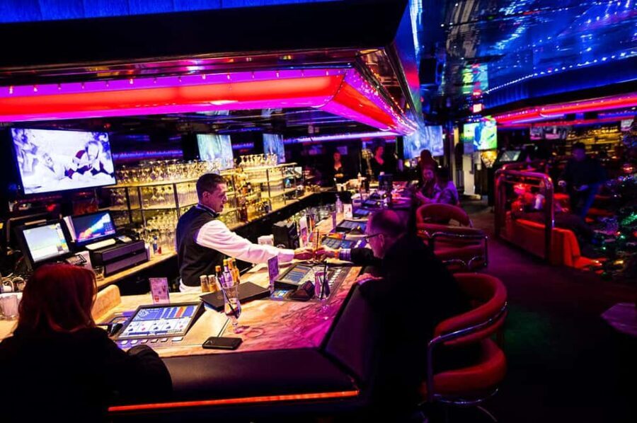 Las Vegas: Elvis Presley History Walking Tour of Landmarks - Analyzing Value and Overall Experience
