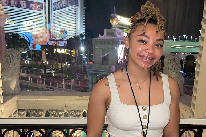 Las Vegas Fremont Street Bar Crawl - Transportation and Logistics