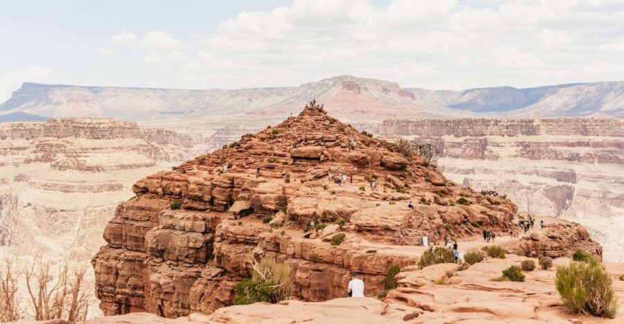 Las Vegas: Grand Canyon, Hoover Dam & Seven Magic Mountains - Exploring the Itinerary: A Day of Famous Sites