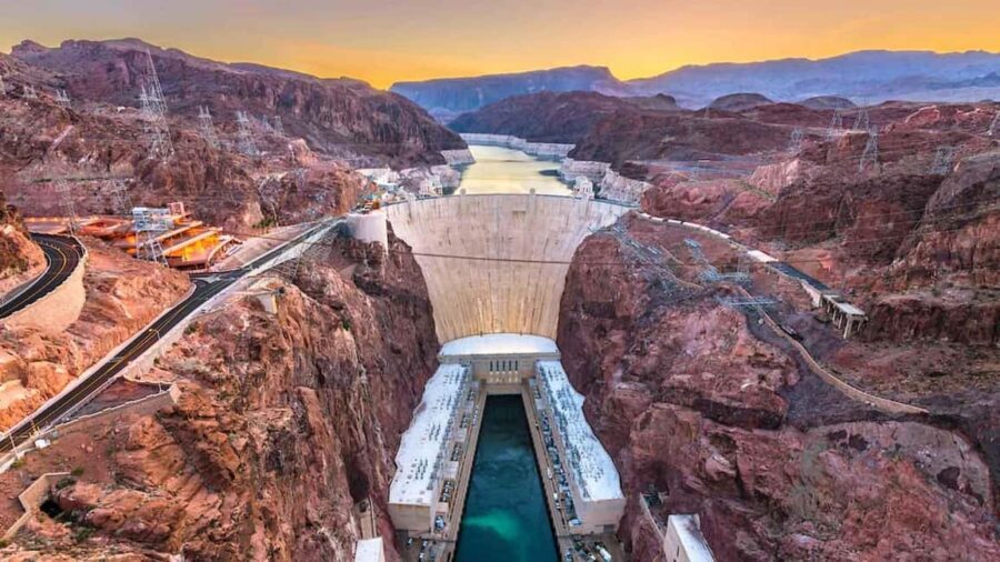 Las Vegas: Hoover Dam, Western Ghost Town & Cliff Jumping - A Deep Dive into the Nevada Desert Experience