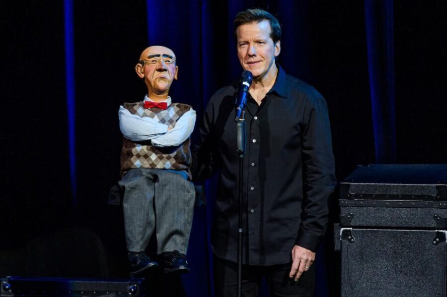 Las Vegas: Jeff Dunham - Artificial Intelligence - Who Will Love This Show?