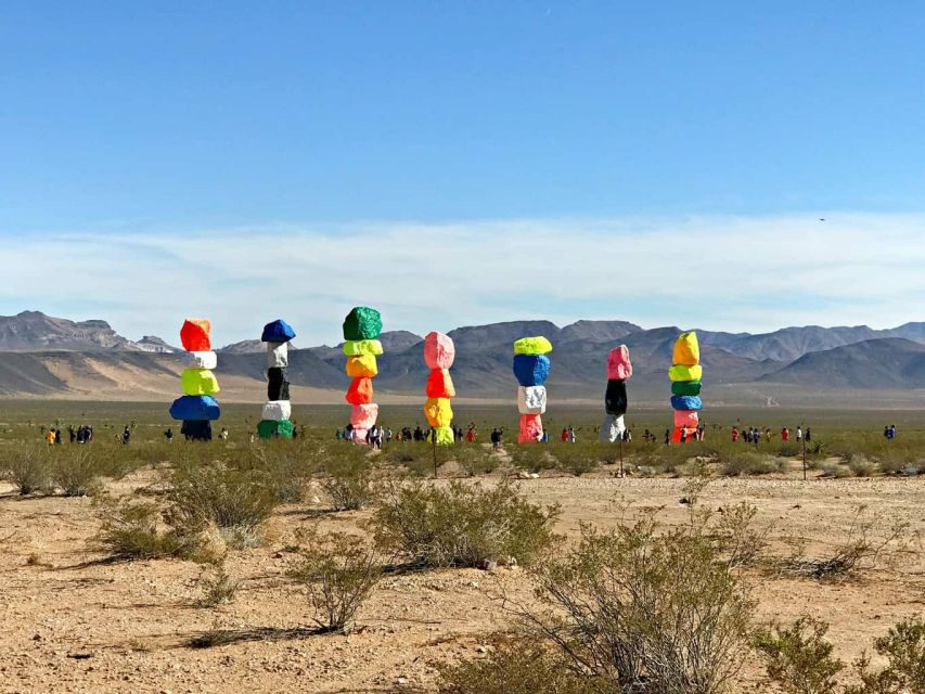 Las Vegas: Mojave Desert, 7 Magic Mountains, Vegas Sign Tour - Transportation and Logistics: Comfort and Convenience