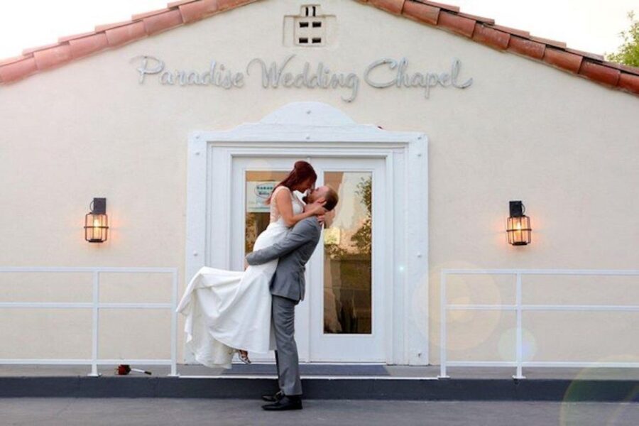 Las Vegas: Paradise Wedding Chapel Quickie Sign & Go Wedding - The Practicalities and Value