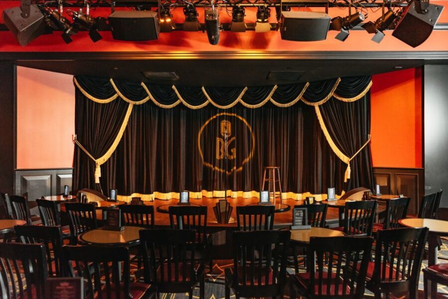 Las Vegas Strip: Brad Garretts Comedy Club at MGM Grand - Ticketing, Seating, and Value