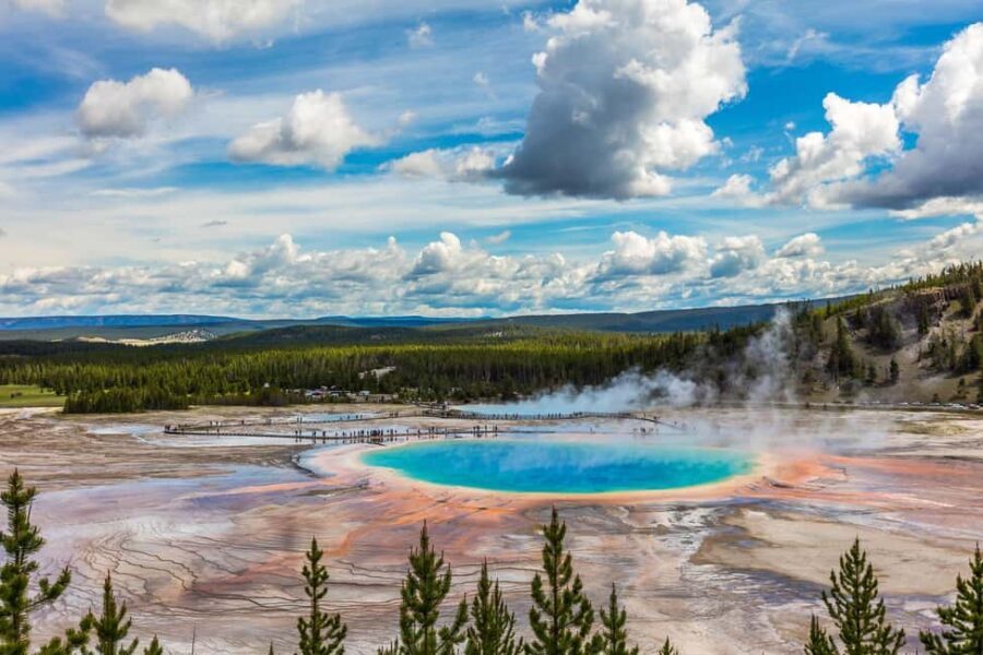 Las Vegas: to Salt Lake City 5-Day Yellowstone VIP Tour - Travel Experience and Group Dynamics