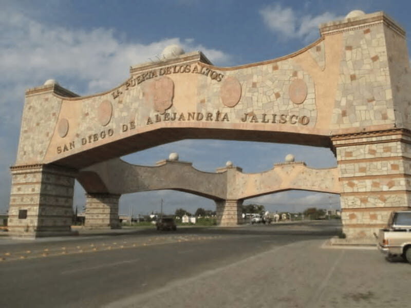 Leon: Cristero Rebellion Guided Tour with Breakfast - Who Is This Tour Best For?