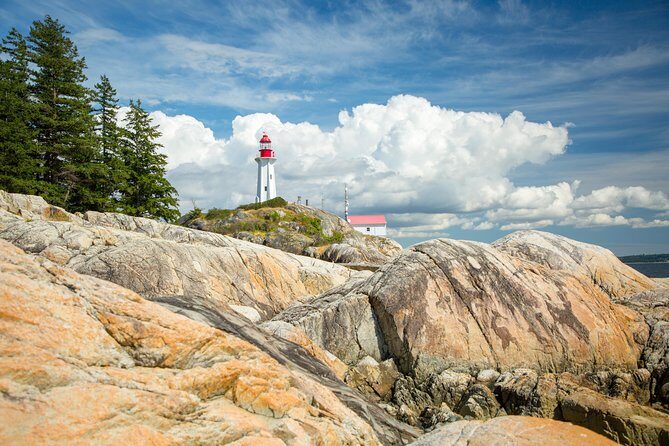 Lighthouse Park Hiking / Horseshoe Bay Discovery Tour - Transportation & Group Size