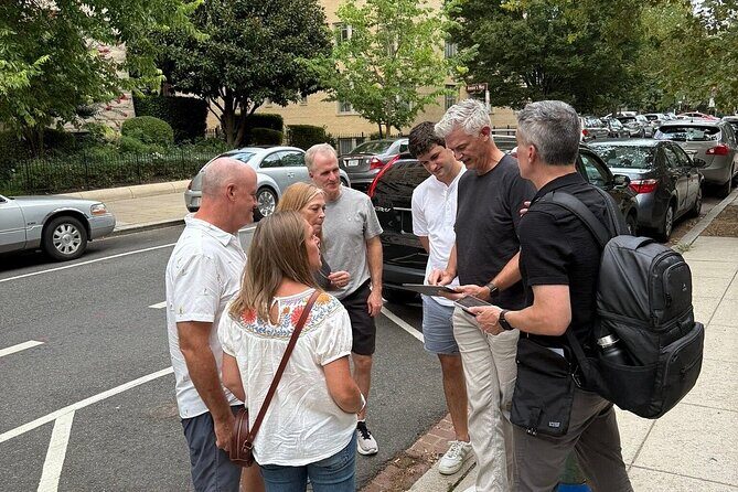 Local Neighborhood Washington DC Food Tour by DrinkEatWalk Tours - Authenticity & The Guide’s Role