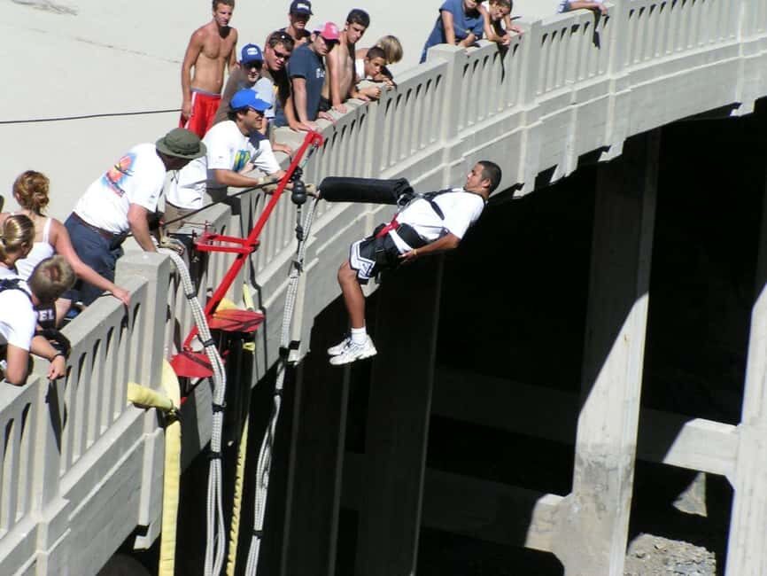 Los Angeles: Bungee Jumping Day Trip to Bridge To Nowhere - The Jump School and Options