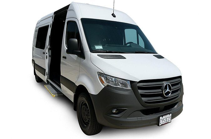 Los Angeles Private Transfers to LAX - The Experience in Practice