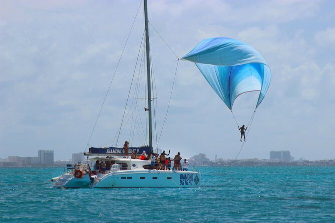 Luxury Catamaran tour to Isla Mujeres with transportation from Playa del Carmen - The Practical Details