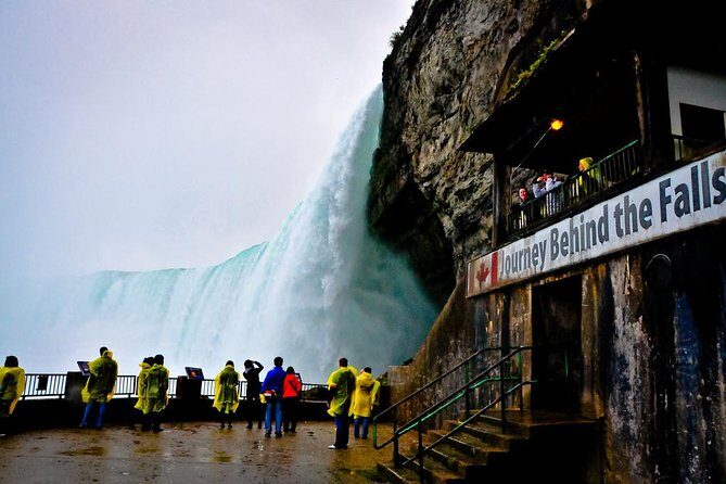 Luxury Niagara Falls Day Trip from Toronto with Cruise and Lunch - The Experience & Value: What Travelers Say