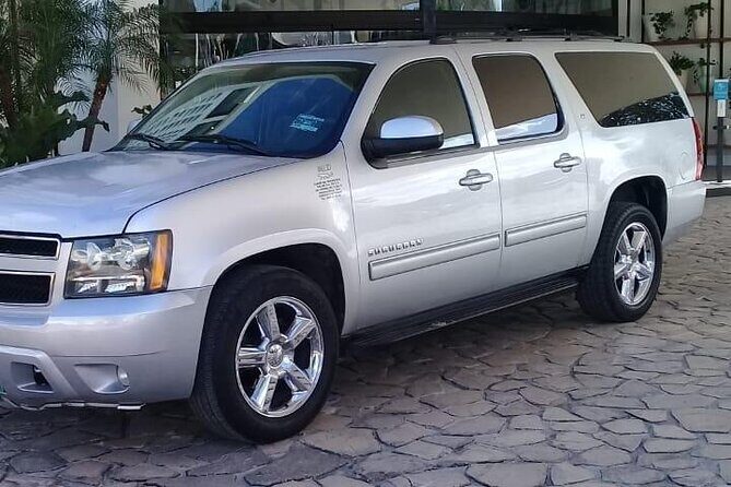 Luxury private transportation from CUN Airport to Puerto Aventuras & Akumal - Why this transfer is a smart choice