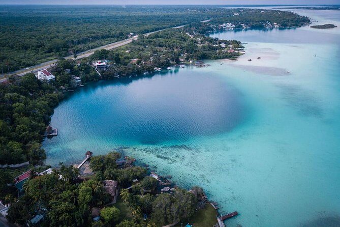 Magical BACALAR TOUR with Pontoon Boat ride. (Transportation + Breakfast + Food) - The Guide Experience: Knowledge and Communication