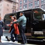 Manhattan to LGA: One Way Shared Departure Transfer - Who Should Consider This Transfer?