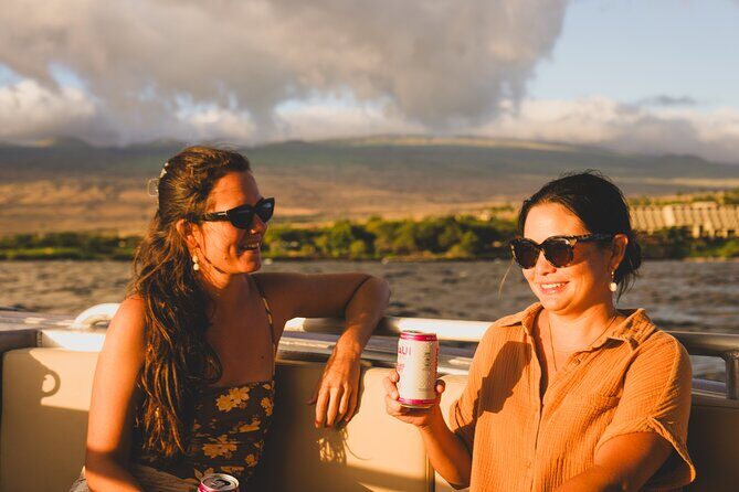 Mauna Kea Signature Sunset Coastline Cruise - The Snacking Experience and Comfort