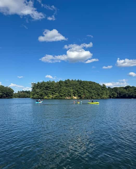 Memorial Beach: Lake Massapoag Single or Tandem Kayak Rental - Exploring Lake Massapoag: What to Expect