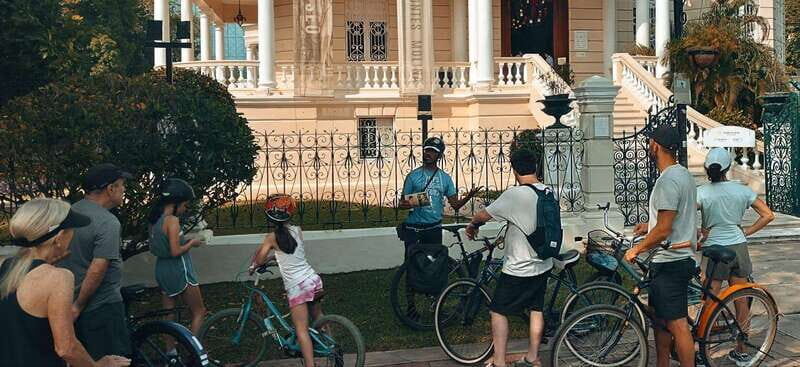Mérida: Montejo Boulevard and Historic Center bike tour - What’s Included and What to Bring