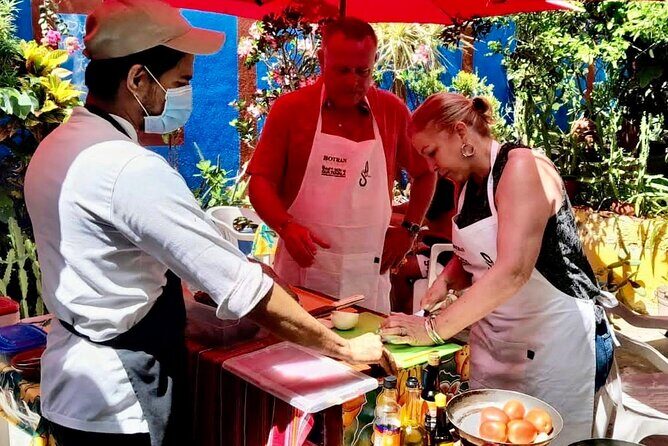 Mexican Cooking Class & Market Tour with a Professional Chef - Who will enjoy this tour?
